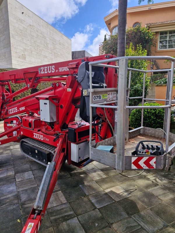 Teupen EWP 60ft 183m Spider Tracked Knuckle Boom